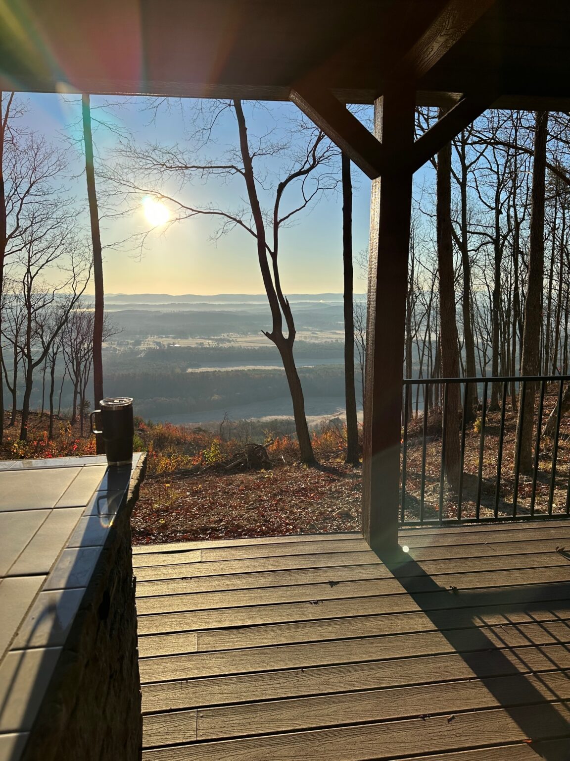 Cloudland Escape II - River Ridge Escape